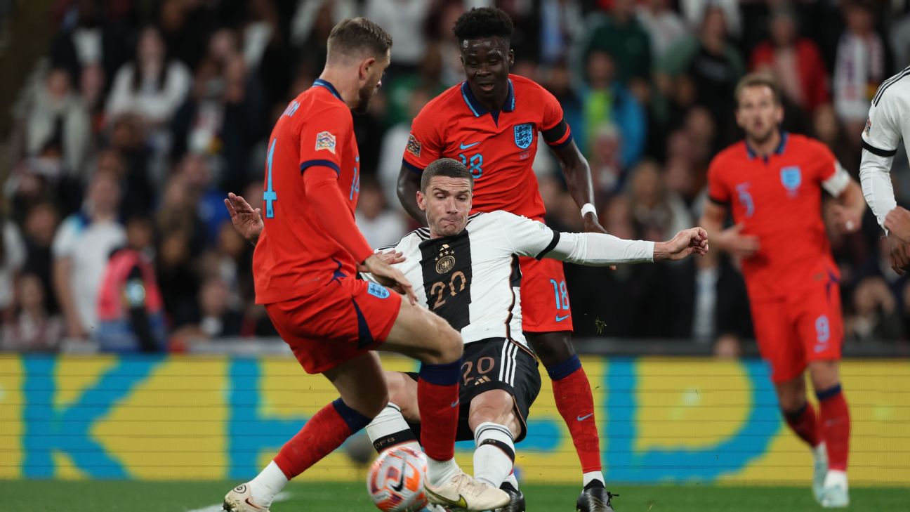 UFABETWINS ในนาทีที่ควีนเงียบก่อนเกมกับเยอรมนีการคลั่งไคล้ฟุตบอลอาจ